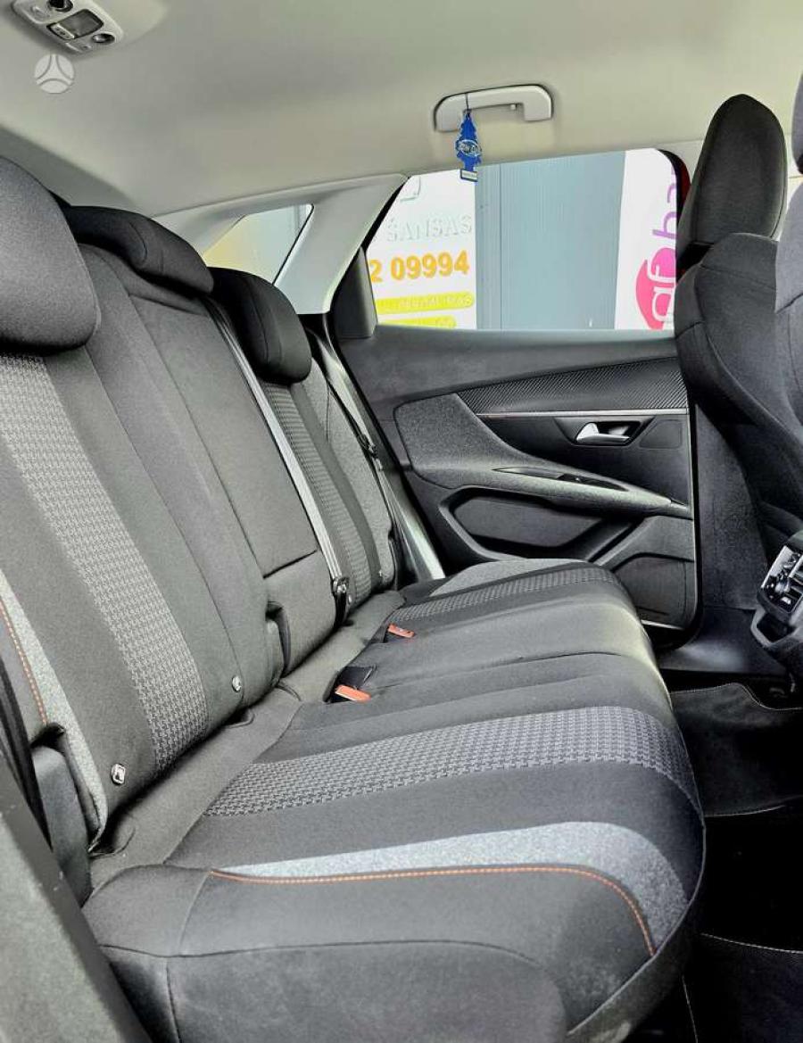 Red Peugeot 3008 2020 in Taurage, with an engine capacity of 1.50 L and mileage of 298 thousand km for 9850 €, photo 23 on AUTOMOTO.COM.LV