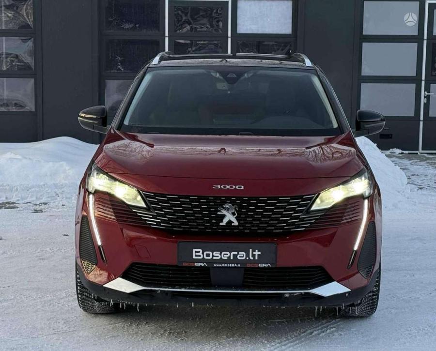 Red Peugeot 3008 2021 in Siauliai, with an engine capacity of 1.60 L and mileage of 122 thousand km for 17990 €, photo 2 on AUTOMOTO.COM.LV