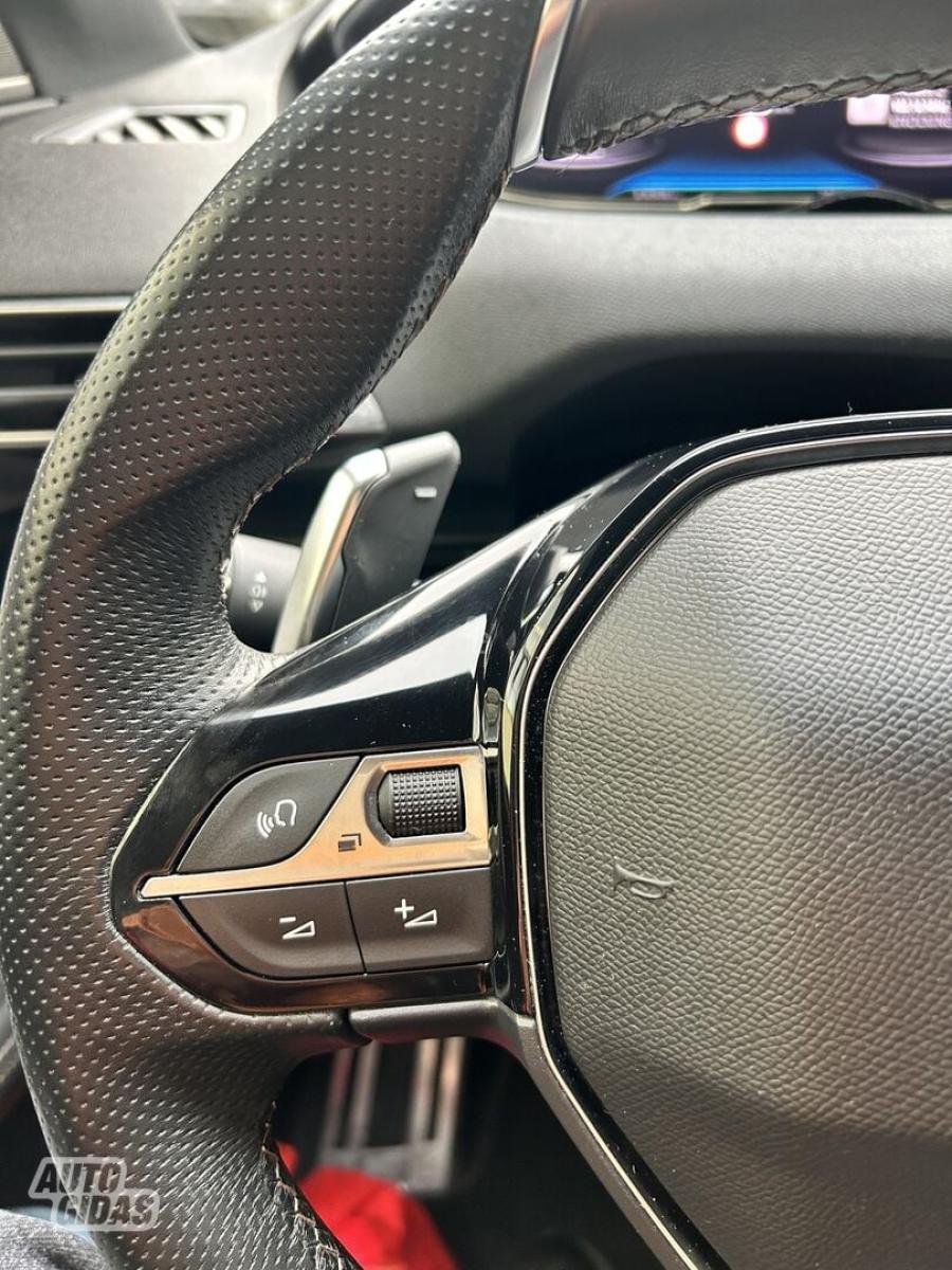 Red Peugeot 3008 2021 in Vilnius, with an engine capacity of 1.20 L and mileage of 64 thousand km for 21900 €, photo 19 on AUTOMOTO.COM.LV