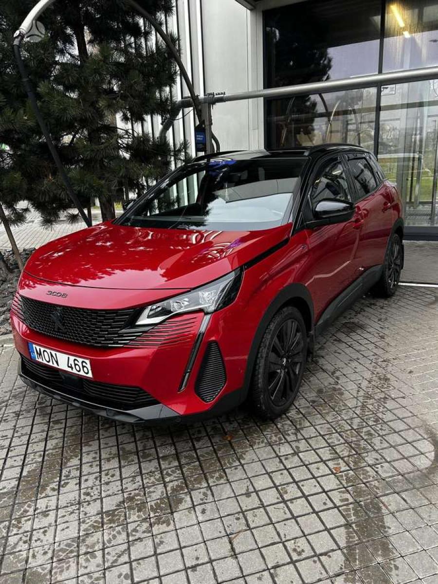 Sarkans Peugeot 3008 2021 Viļņa, ar dzinēja tilpumu 1.20 L un nobraukumu 66 tūkst. km par 19300 €, foto 1 vietnē AUTOMOTO.COM.LV