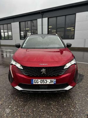 Sarkans Peugeot 3008 2021 Panevēža, ar dzinēja tilpumu 1.50 L un nobraukumu 238 tūkst. km par 11700 €, foto 3 vietnē AUTOMOTO.COM.LV
