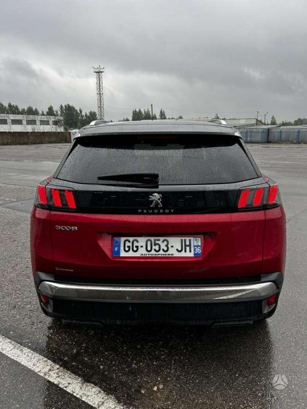 Red Peugeot 3008 2021 in Panevezys, with an engine capacity of 1.50 L and mileage of 238 thousand km for 11700 €, photo 7 on AUTOMOTO.COM.LV