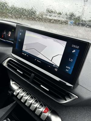 Sarkans Peugeot 3008 2021 Panevēža, ar dzinēja tilpumu 1.50 L un nobraukumu 238 tūkst. km par 11700 €, foto 15 vietnē AUTOMOTO.COM.LV