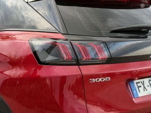 Red Peugeot 3008 2021 in Taurage, with an engine capacity of 1.50 L and mileage of 168 thousand km for 11979 €, photo 25 on AUTOMOTO.COM.LV