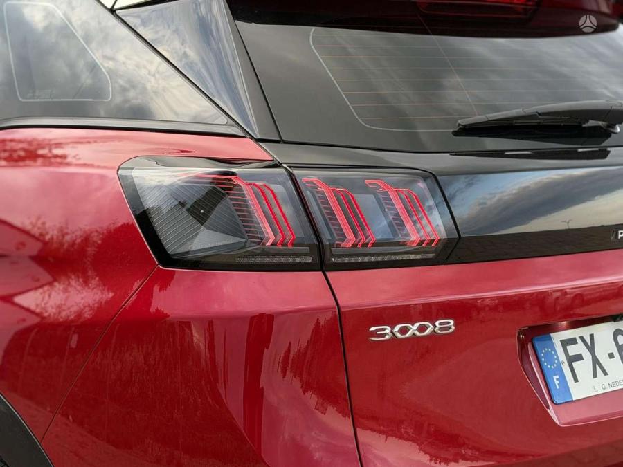 Red Peugeot 3008 2021 in Taurage, with an engine capacity of 1.50 L and mileage of 168 thousand km for 11979 €, photo 25 on AUTOMOTO.COM.LV
