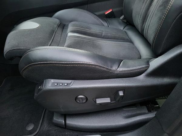 Sarkans Peugeot 3008 2022 Narva, ar dzinēja tilpumu 1.50 L un nobraukumu 77 tūkst. km par 22000 €, foto 9 vietnē AUTOMOTO.COM.LV