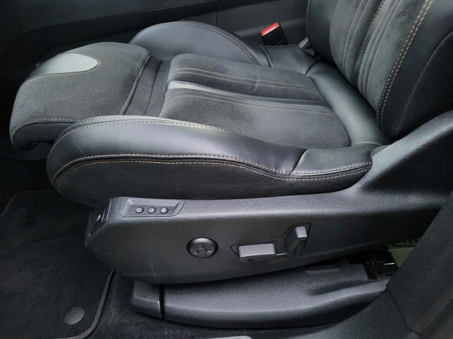 Sarkans Peugeot 3008 2022 Narva, ar dzinēja tilpumu 1.50 L un nobraukumu 77 tūkst. km par 22000 €, foto 24 vietnē AUTOMOTO.COM.LV