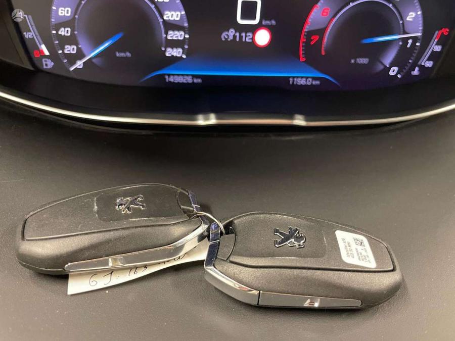 Sarkans Peugeot 3008 2022 Marijampole, ar dzinēja tilpumu 1.20 L un nobraukumu 150 tūkst. km par 17182 €, foto 15 vietnē AUTOMOTO.COM.LV