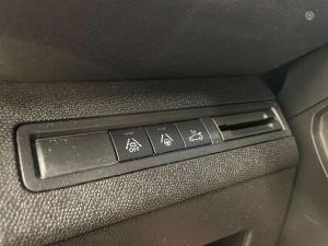 Sarkans Peugeot 3008 2022 Marijampole, ar dzinēja tilpumu 1.20 L un nobraukumu 150 tūkst. km par 17182 €, foto 17 vietnē AUTOMOTO.COM.LV