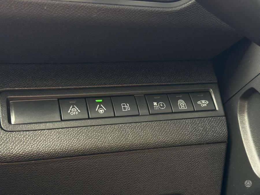 Sarkans Peugeot 3008 2022 Šauļi, ar dzinēja tilpumu 1.60 L un nobraukumu 152 tūkst. km par 21990 €, foto 31 vietnē AUTOMOTO.COM.LV