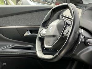 Red Peugeot 3008 2022 in Vilnius, with an engine capacity of 1.50 L and mileage of 177 thousand km for 13914 €, photo 22 on AUTOMOTO.COM.LV