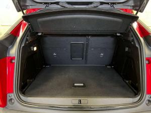 Red Peugeot 3008 2022 in Marijampole, with an engine capacity of 1.20 L and mileage of 147 thousand km for 14254 €, photo 17 on AUTOMOTO.COM.LV