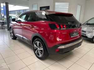 Red Peugeot 3008 2023 in Kaunas, with an engine capacity of 1.20 L and mileage of 28 thousand km for 22734 €, photo 2 on AUTOMOTO.COM.LV