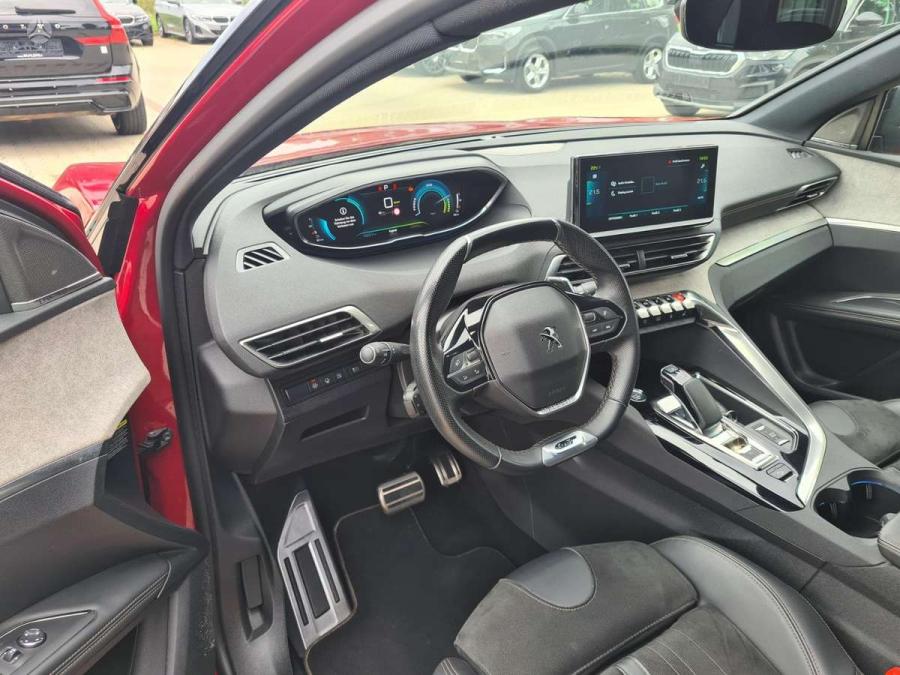 Sarkans Peugeot 3008 2023 Šauļi, ar dzinēja tilpumu 1.60 L un nobraukumu 150 tūkst. km par 22700 €, foto 12 vietnē AUTOMOTO.COM.LV