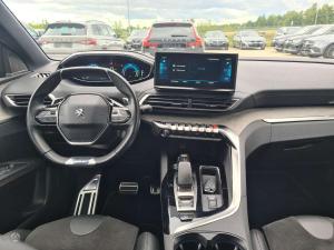 Sarkans Peugeot 3008 2023 Šauļi, ar dzinēja tilpumu 1.60 L un nobraukumu 150 tūkst. km par 22700 €, foto 13 vietnē AUTOMOTO.COM.LV