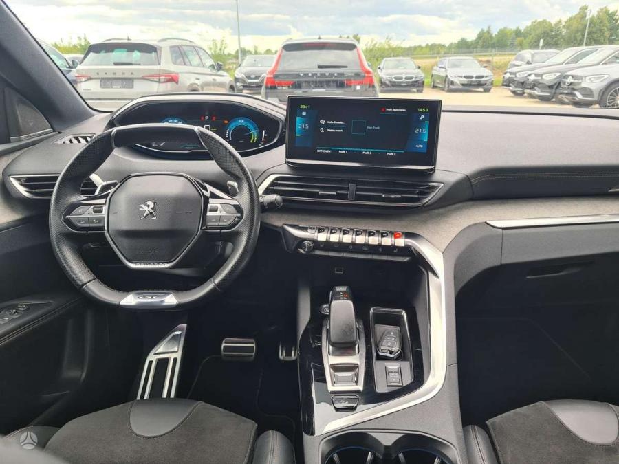 Sarkans Peugeot 3008 2023 Šauļi, ar dzinēja tilpumu 1.60 L un nobraukumu 150 tūkst. km par 22700 €, foto 13 vietnē AUTOMOTO.COM.LV