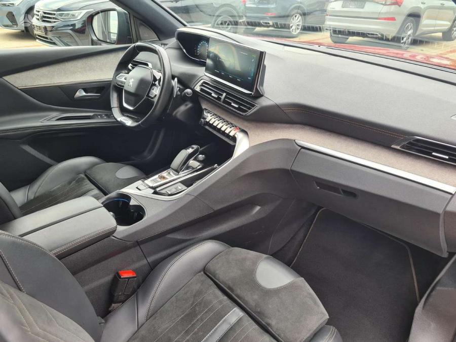 Sarkans Peugeot 3008 2023 Šauļi, ar dzinēja tilpumu 1.60 L un nobraukumu 150 tūkst. km par 22700 €, foto 15 vietnē AUTOMOTO.COM.LV