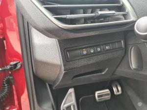 Sarkans Peugeot 3008 2023 Šauļi, ar dzinēja tilpumu 1.60 L un nobraukumu 150 tūkst. km par 22700 €, foto 22 vietnē AUTOMOTO.COM.LV