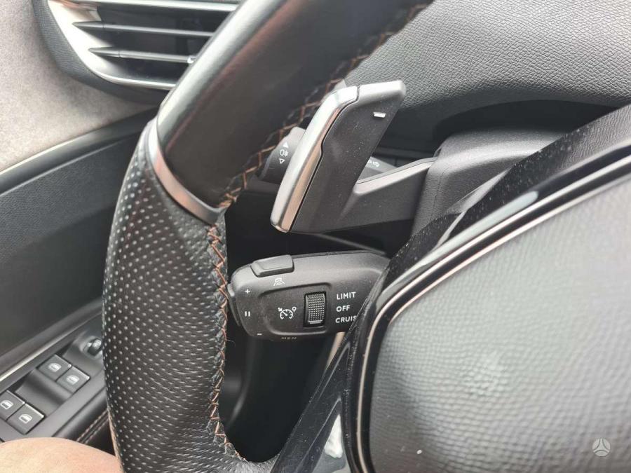 Sarkans Peugeot 3008 2023 Šauļi, ar dzinēja tilpumu 1.60 L un nobraukumu 150 tūkst. km par 22700 €, foto 23 vietnē AUTOMOTO.COM.LV