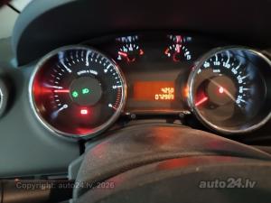 Sarkans Peugeot 3008 2014 Kohtla-Jerve, ar dzinēja tilpumu 1.60 L un nobraukumu 73 tūkst. km par 7300 €, foto 12 vietnē AUTOMOTO.COM.LV
