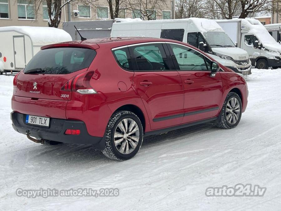 Red Peugeot 3008 2016 in Narva, with an engine capacity of 1.60 L and mileage of 190 thousand km for 5499 €, photo 5 on AUTOMOTO.COM.LV