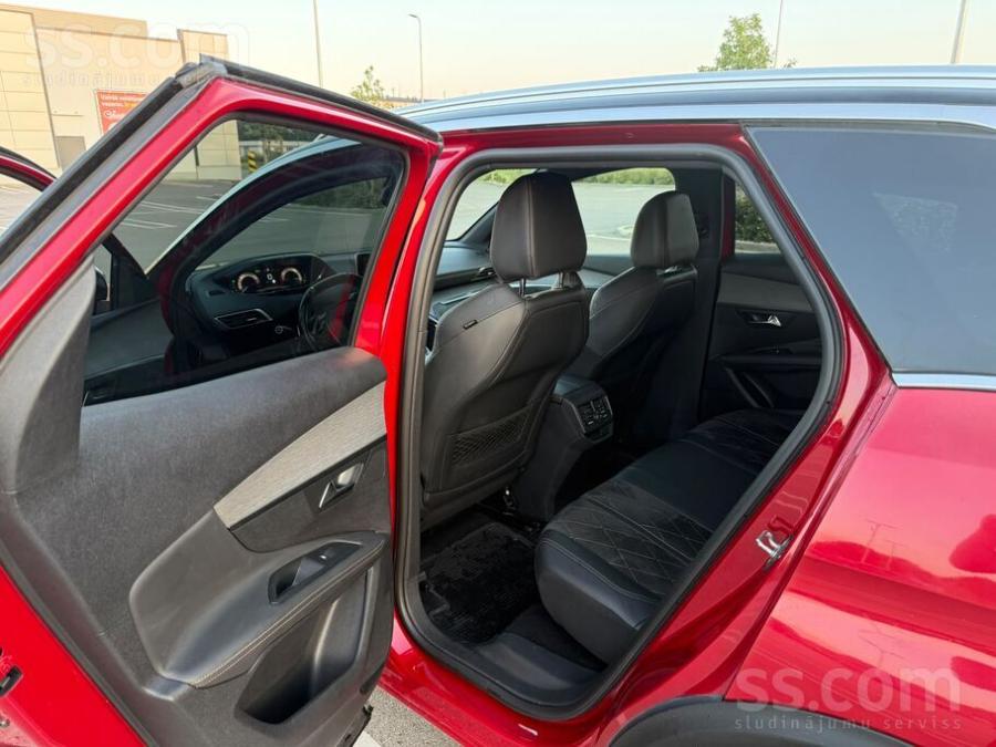 Red Peugeot 3008 2017 in Jelgava, with an engine capacity of 2.00 L and mileage of 153 thousand km for 15500 €, photo 7 on AUTOMOTO.COM.LV