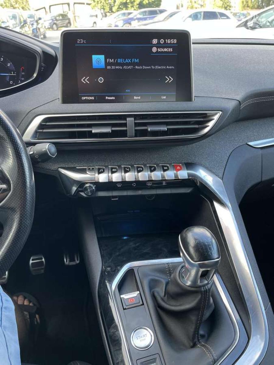 Sarkans Peugeot 3008 2017 Tauragė, ar dzinēja tilpumu 1.20 L un nobraukumu 210 tūkst. km par 8200 €, foto 11 vietnē AUTOMOTO.COM.LV