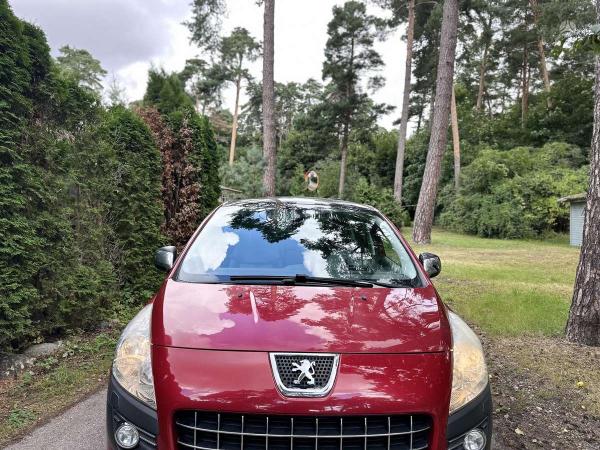 Red Peugeot 3008 2010 in Kaunas, with an engine capacity of 1.60 L and mileage of 174 thousand km for 2499 €, photo 7 on AUTOMOTO.COM.LV