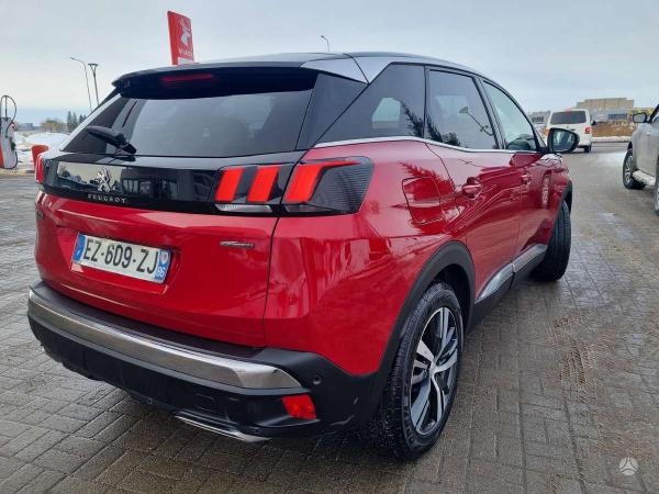 Red Peugeot 3008 2018 in Taurage, with an engine capacity of 1.50 L and mileage of 201 thousand km for 12500 €, photo 8 on AUTOMOTO.COM.LV