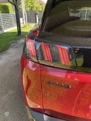 Red Peugeot 3008 2022 in Vilnius, with an engine capacity of 1.20 L and mileage of 60 thousand km for 20500 €, photo 17 on AUTOMOTO.COM.LV