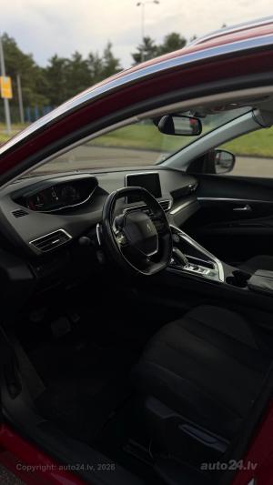 Sarkans Peugeot 3008 2018 Tallina, ar dzinēja tilpumu 1.20 L un nobraukumu 113 tūkst. km par 14490 €, foto 11 vietnē AUTOMOTO.COM.LV