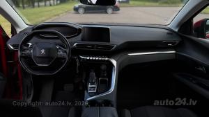 Sarkans Peugeot 3008 2018 Tallina, ar dzinēja tilpumu 1.20 L un nobraukumu 113 tūkst. km par 14490 €, foto 13 vietnē AUTOMOTO.COM.LV