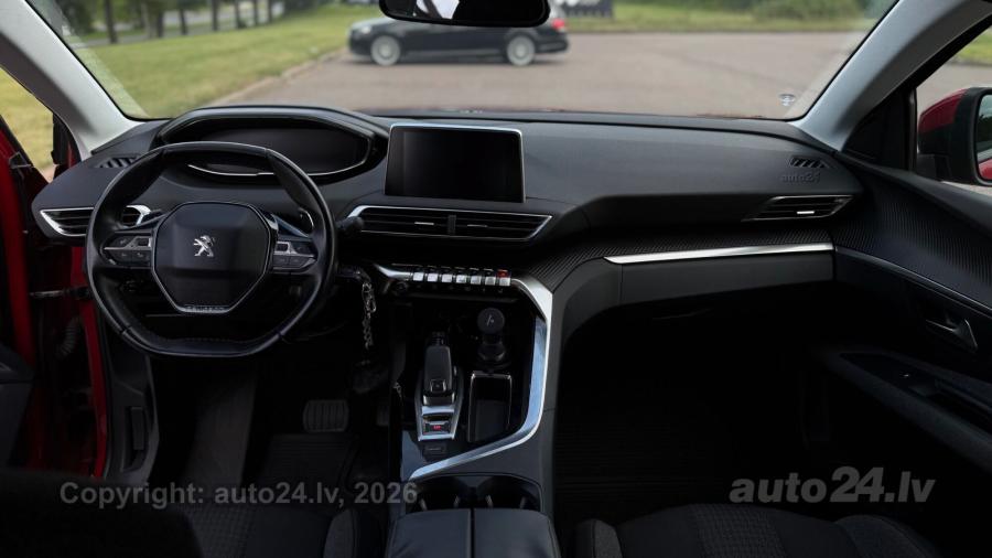 Sarkans Peugeot 3008 2018 Tallina, ar dzinēja tilpumu 1.20 L un nobraukumu 113 tūkst. km par 14490 €, foto 13 vietnē AUTOMOTO.COM.LV