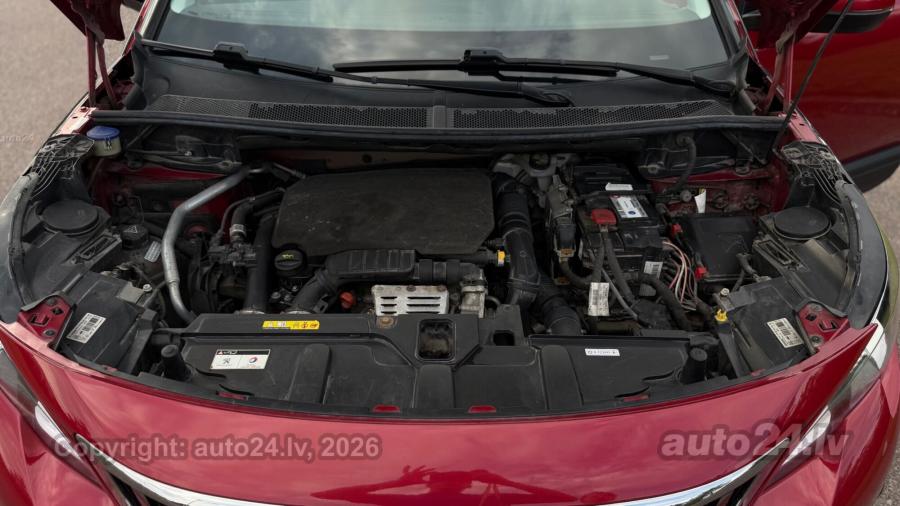Sarkans Peugeot 3008 2018 Tallina, ar dzinēja tilpumu 1.20 L un nobraukumu 113 tūkst. km par 14490 €, foto 15 vietnē AUTOMOTO.COM.LV