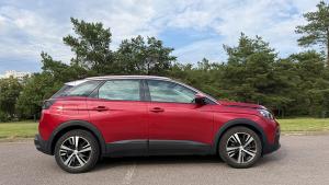 Red Peugeot 3008 2018 in Tallinn, with an engine capacity of 1.20 L and mileage of 109 thousand km for 13200 €, photo 8 on AUTOMOTO.COM.LV