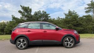 Red Peugeot 3008 2018 in Tallinn, with an engine capacity of 1.20 L and mileage of 109 thousand km for 13200 €, photo 22 on AUTOMOTO.COM.LV