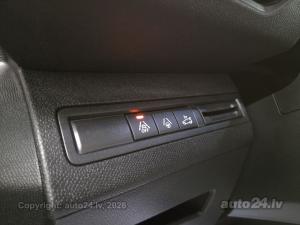 Красный Пежо 3008 2021 в Таллин, объемом двигателя 1.20 л и пробегом 101 тыс. км за 18900 €, фото 17 на AUTOMOTO.COM.LV