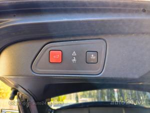 Peugeot 3008 2017 in Tallinn, with an engine capacity of 1.60 L and mileage of 102 thousand km for 14950 €, photo 19 on AUTOMOTO.COM.LV