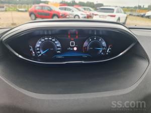 Violets Peugeot 3008 2019 Cēsis, ar dzinēja tilpumu 1.20 L un nobraukumu 219 tūkst. km par 9200 €, foto 6 vietnē AUTOMOTO.COM.LV