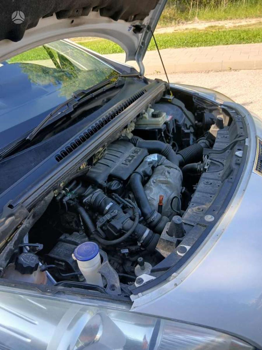 Balts Peugeot 3008 2009 Viļņa, ar dzinēja tilpumu 1.56 L un nobraukumu 252 tūkst. km par 3100 €, foto 14 vietnē AUTOMOTO.COM.LV