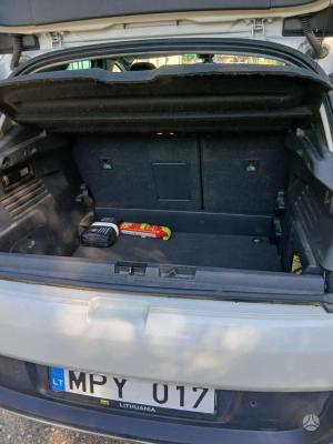 Balts Peugeot 3008 2009 Viļņa, ar dzinēja tilpumu 1.56 L un nobraukumu 252 tūkst. km par 3100 €, foto 16 vietnē AUTOMOTO.COM.LV