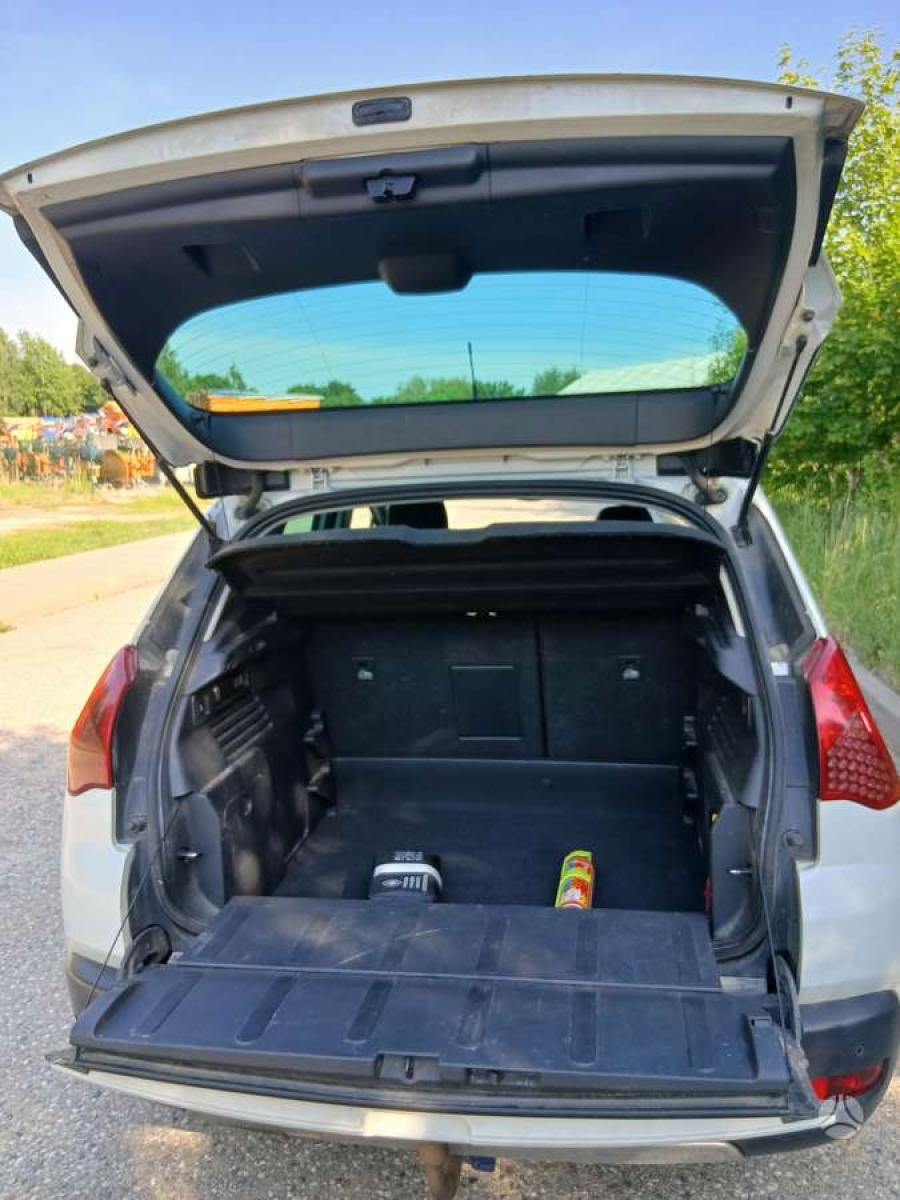 Balts Peugeot 3008 2009 Viļņa, ar dzinēja tilpumu 1.56 L un nobraukumu 252 tūkst. km par 3100 €, foto 18 vietnē AUTOMOTO.COM.LV