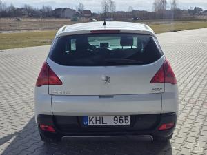 White Peugeot 3008 2010 in Siauliai, with an engine capacity of 2.00 L and mileage of 244 thousand km for 3250 €, photo 6 on AUTOMOTO.COM.LV