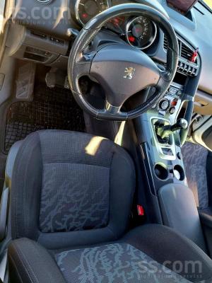 Balts Peugeot 3008 2010 Daugavpils, ar dzinēja tilpumu 1.60 L un nobraukumu 271 tūkst. km par 3000 €, foto 6 vietnē AUTOMOTO.COM.LV