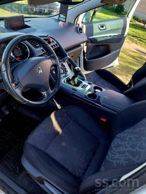 Balts Peugeot 3008 2010 Daugavpils, ar dzinēja tilpumu 1.60 L un nobraukumu 271 tūkst. km par 3000 €, foto 9 vietnē AUTOMOTO.COM.LV