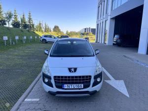 Balts Peugeot 3008 2010 Viļņa, ar dzinēja tilpumu 2.00 L un nobraukumu 256 tūkst. km par 2350 €, foto 4 vietnē AUTOMOTO.COM.LV