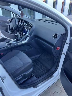 Balts Peugeot 3008 2010 Viļņa, ar dzinēja tilpumu 2.00 L un nobraukumu 256 tūkst. km par 2350 €, foto 12 vietnē AUTOMOTO.COM.LV