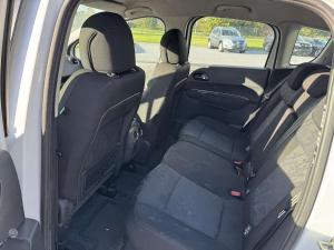 Balts Peugeot 3008 2010 Telšiai, ar dzinēja tilpumu 1.56 L un nobraukumu 151 tūkst. km par 2999 €, foto 16 vietnē AUTOMOTO.COM.LV