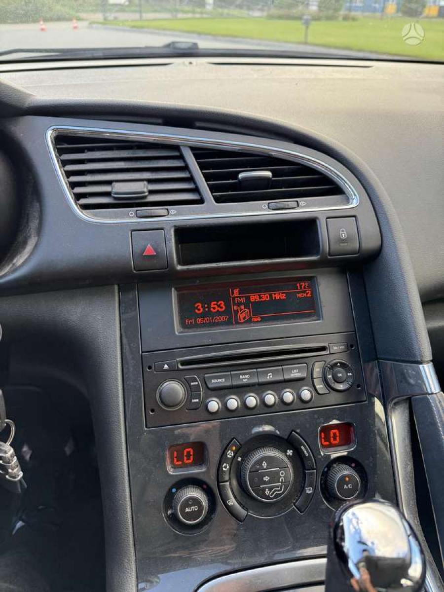 Balts Peugeot 3008 2010 Telšiai, ar dzinēja tilpumu 1.56 L un nobraukumu 151 tūkst. km par 2999 €, foto 18 vietnē AUTOMOTO.COM.LV