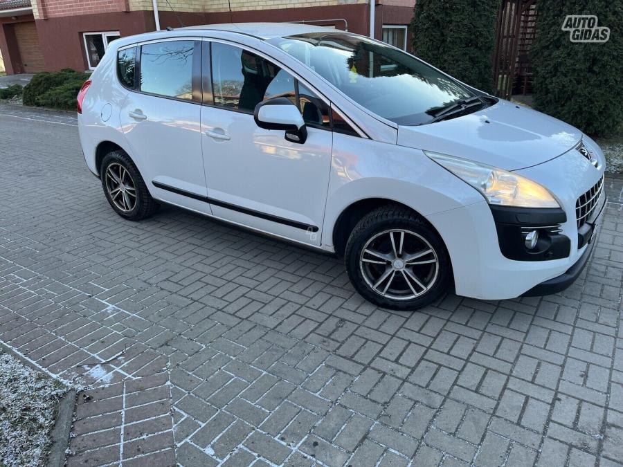 White Peugeot 3008 2011 in Siauliai, with an engine capacity of 1.60 L and mileage of 216 thousand km for 3000 €, photo 2 on AUTOMOTO.COM.LV
